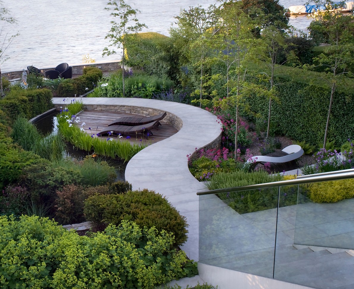 Small Garden Design in Putney | Andy Sturgeon Garden Design