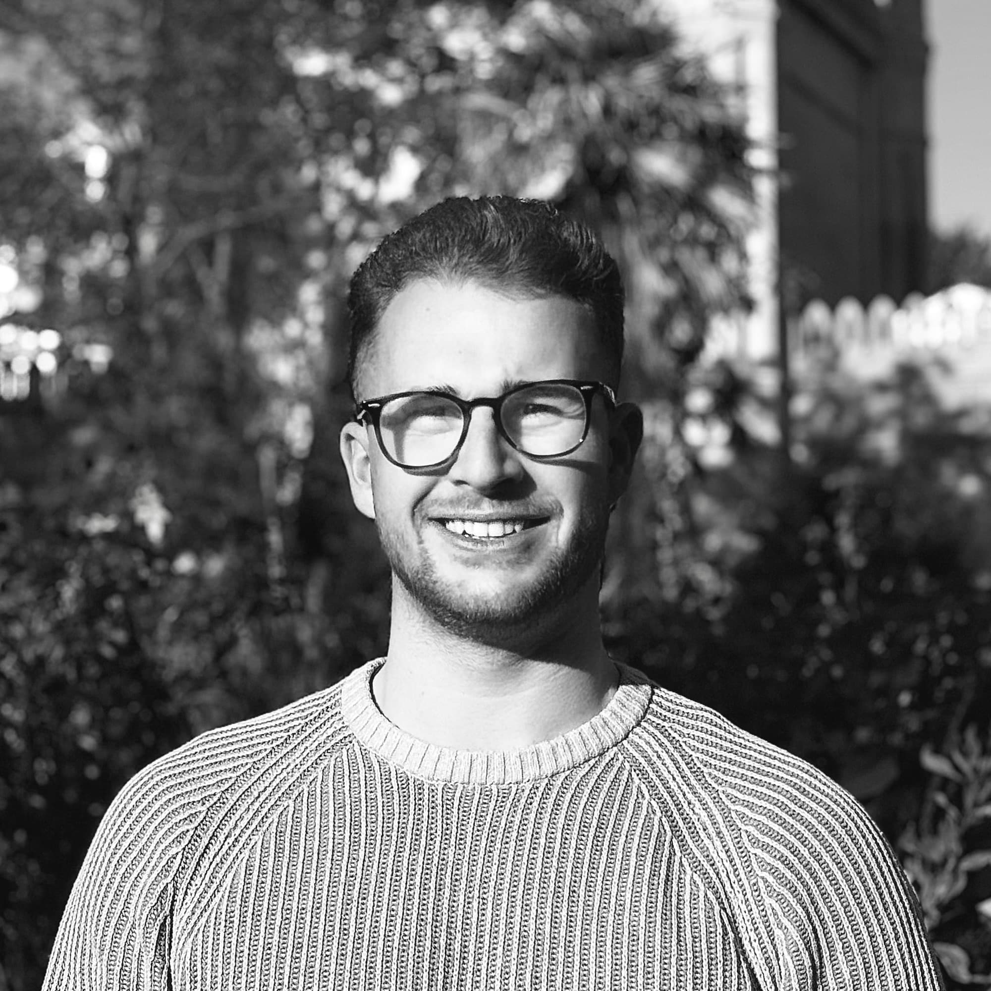 ethan fincham | Andy Sturgeon Garden Design