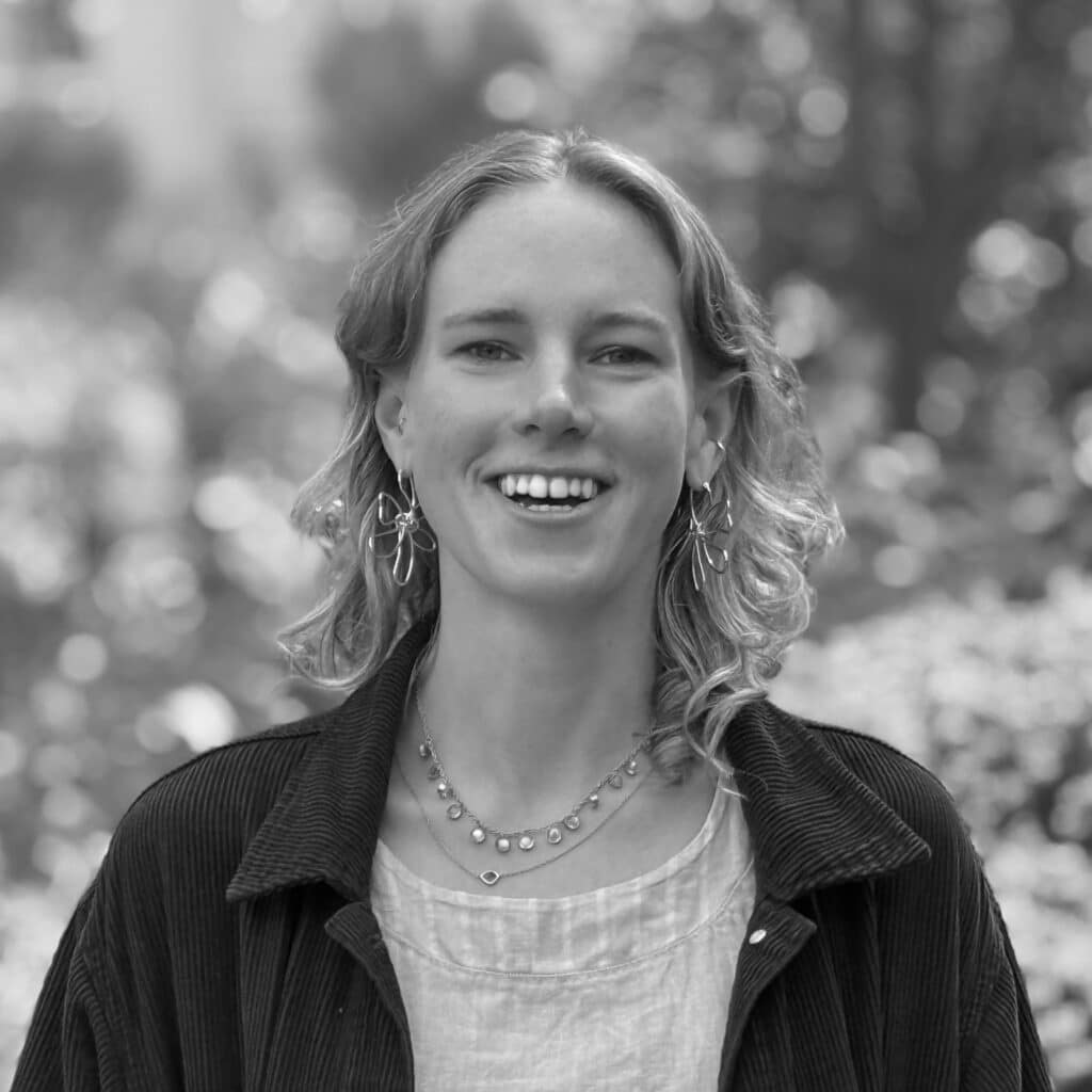 lily clarke | Andy Sturgeon Garden Design